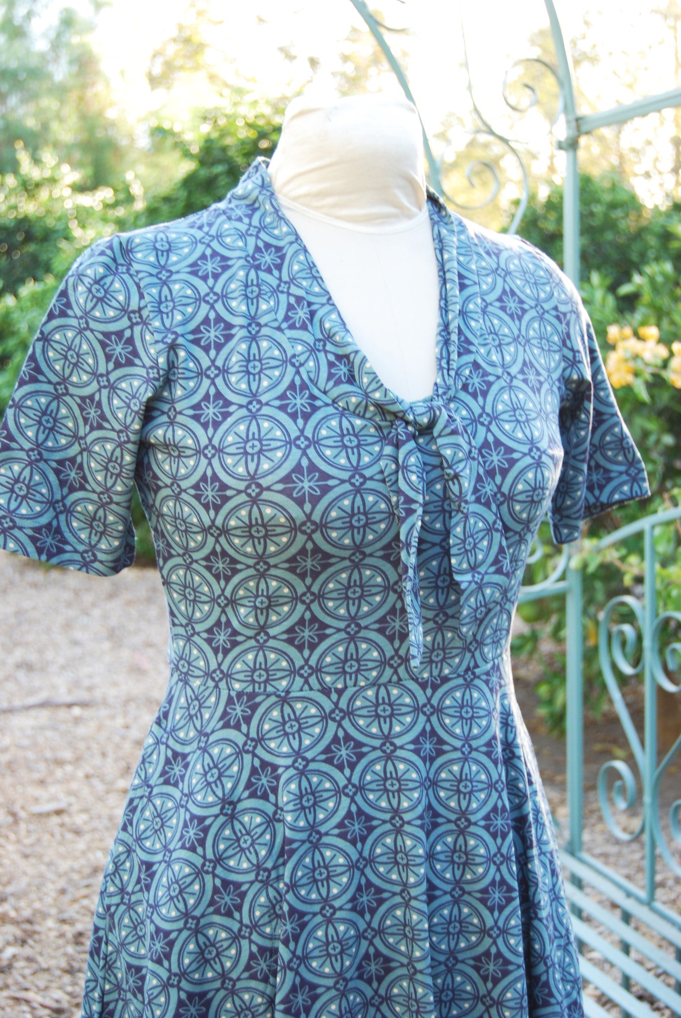 Red Dress Shoppe Boutique: Retro Vintage Clothing