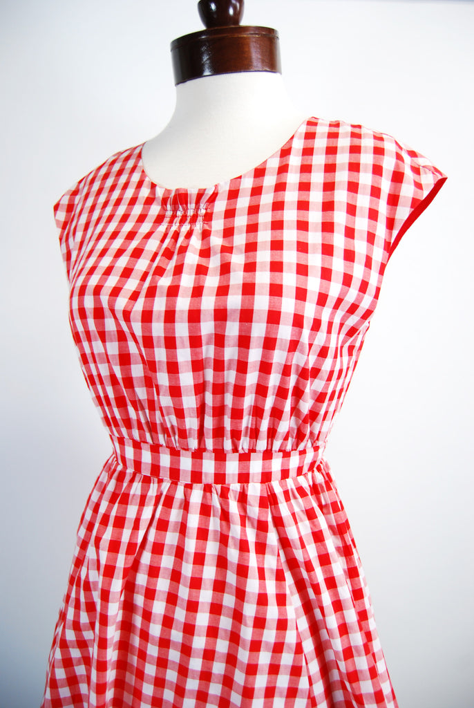 Red Dress Shoppe Boutique: Retro Vintage Clothing