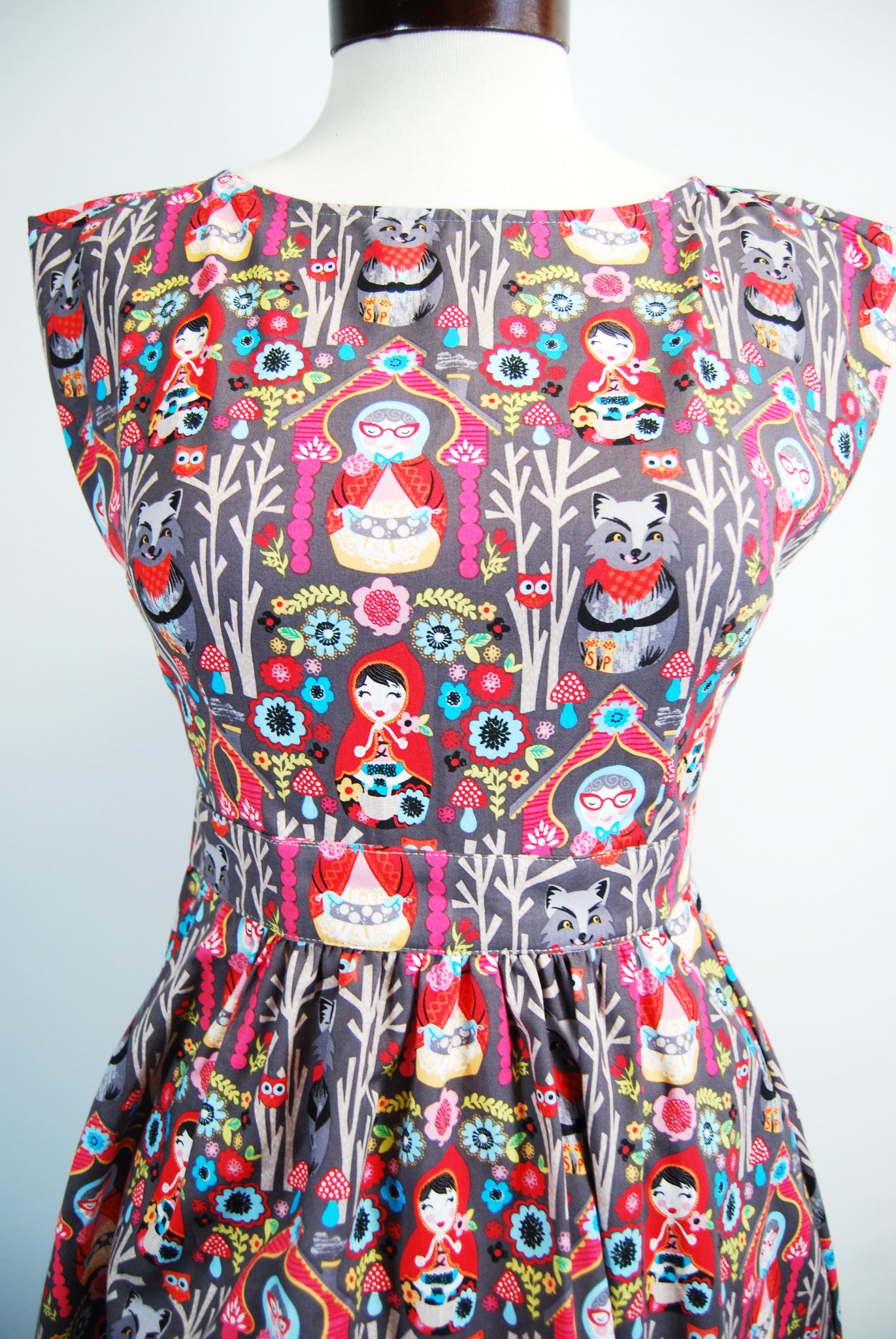 Red Dress Shoppe Boutique: Retro Vintage Clothing